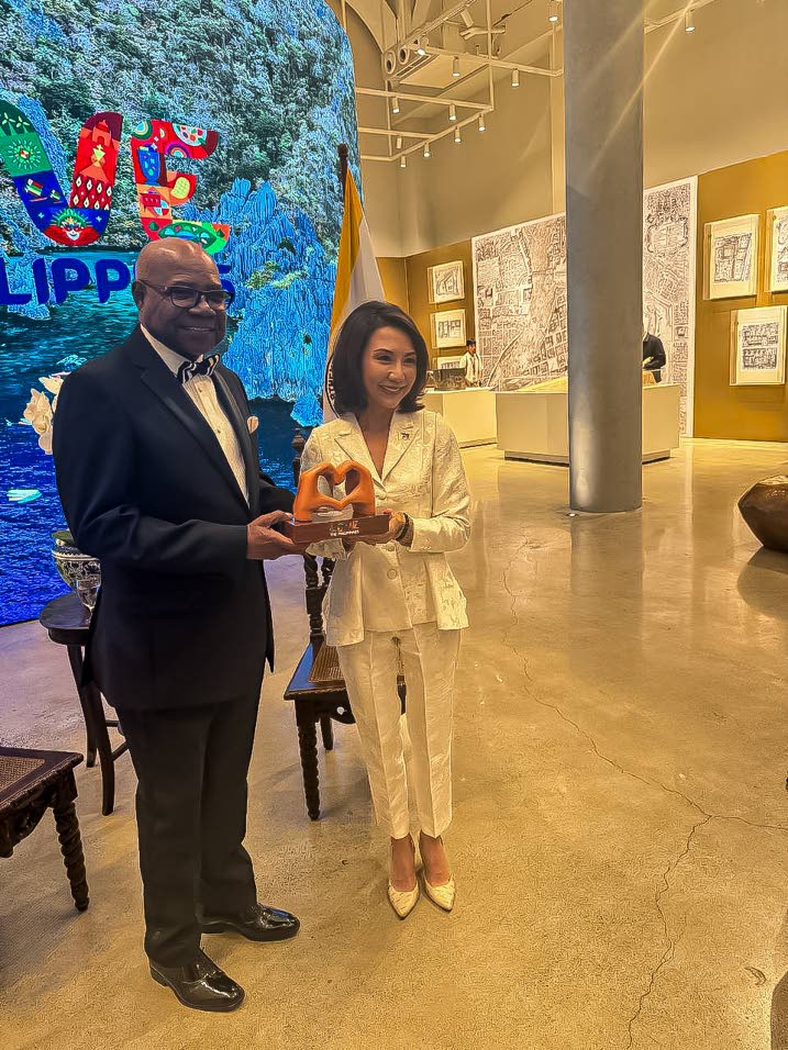 Bartlett awarded Gusi Peace Prize - Jamaica Observer