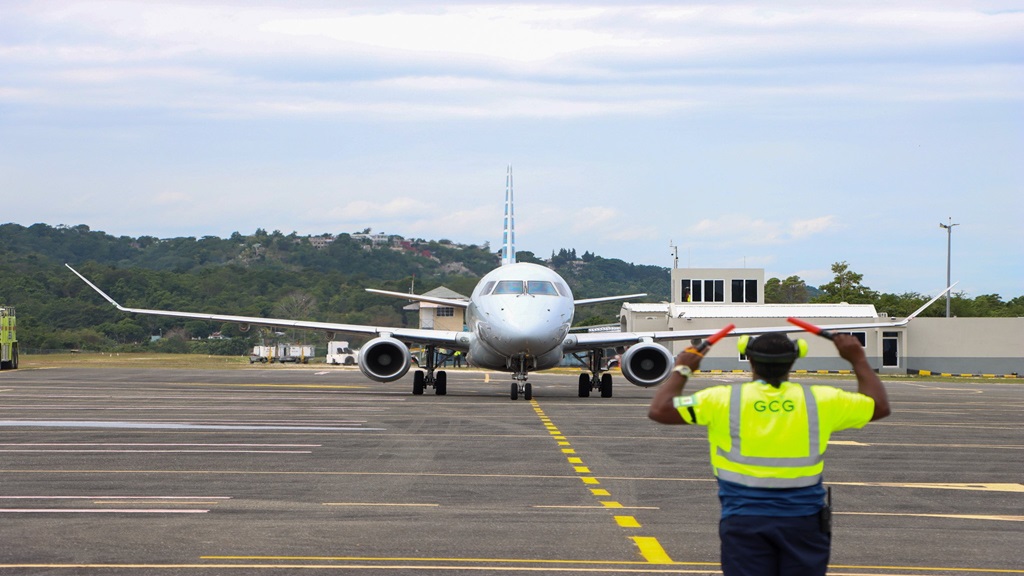 Optimism high for start of daily flights to Ian Fleming airport ...