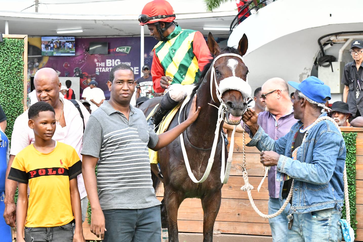Trainer Anthony Nunes exudes confidence ahead of Mouttet Mile - Jamaica ...