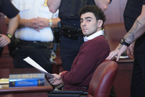 Insurance CEO's accused killer pleads not guilty to federal murder ...
