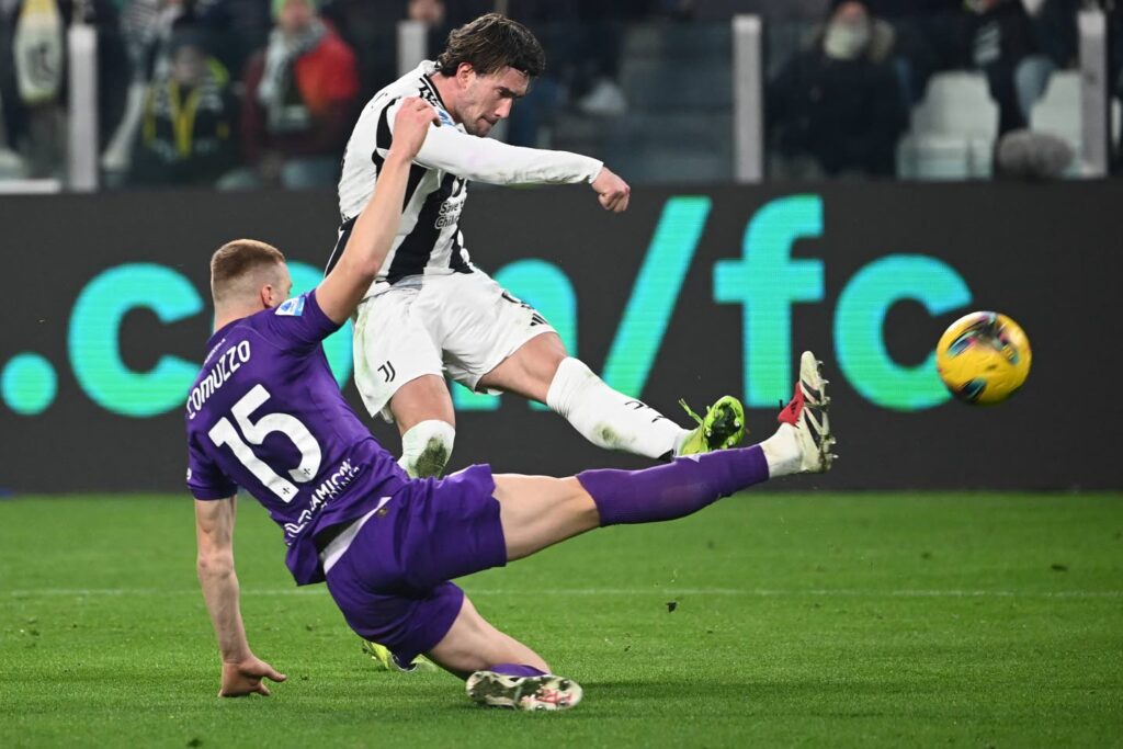 Juve draw as match interrupted after Vlahovic abuse - Jamaica Observer