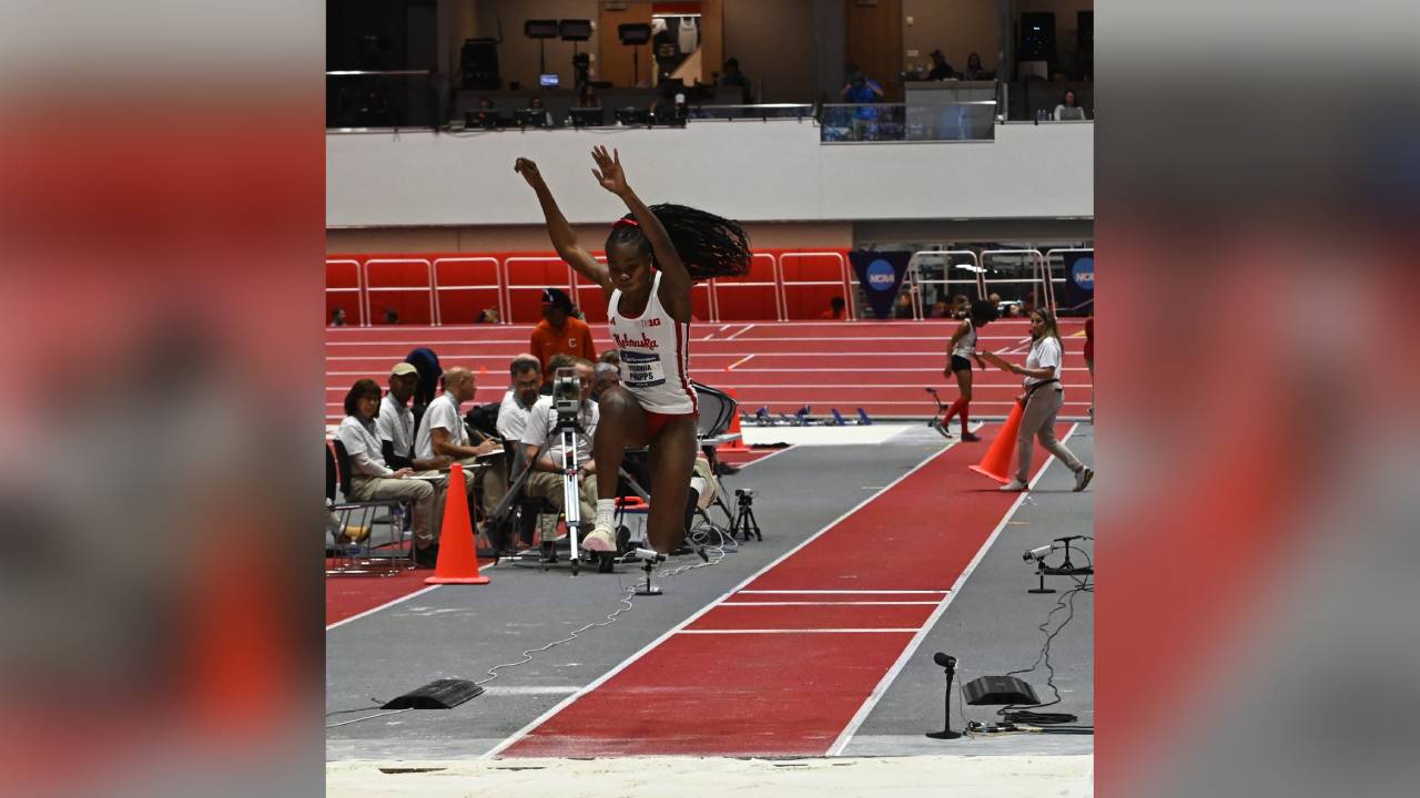 Rhianna Phipps, Kavian Kerr set meet records in Nebraska - Jamaica Observer