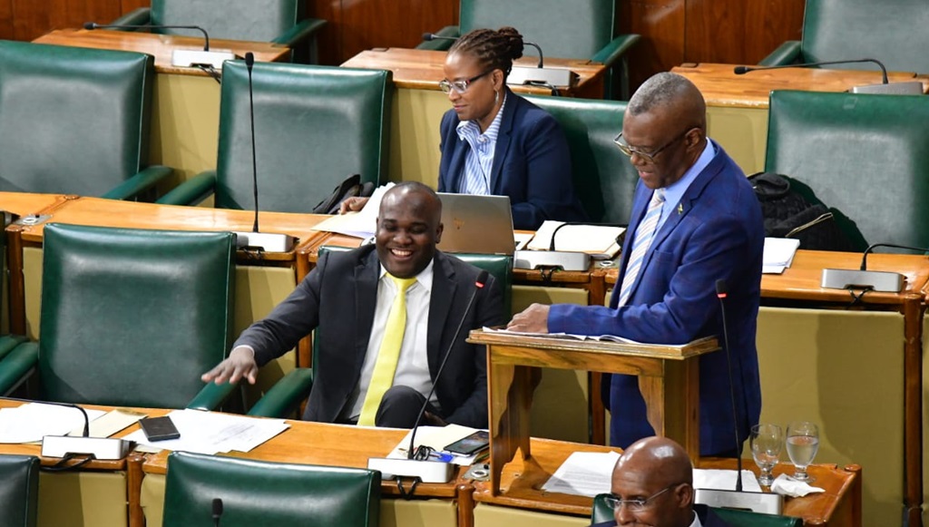 Sinclair lauds $20,000 income tax giveback, rejects PNP criticism ...