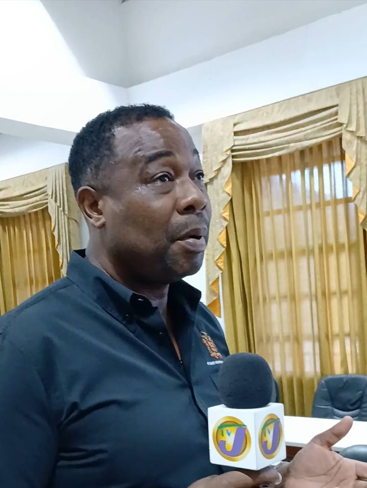 Port Maria vendors get special spots for Chrismas - Jamaica Observer