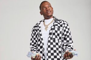 Valiant headlines 1st Livewire at UBTR - Jamaica Observer
