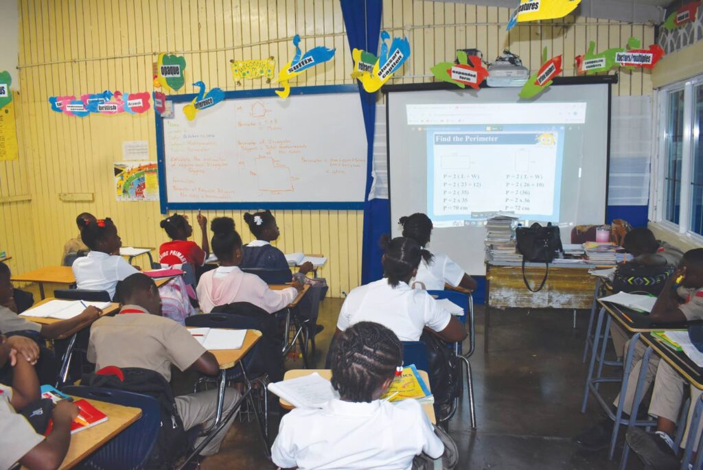 Meet Laura Jasorka, a naked rock climber - Jamaica Observer