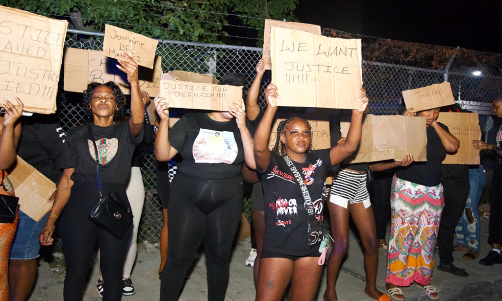 WATCH: Protests continue over shooting death of Ribbiz employee ...