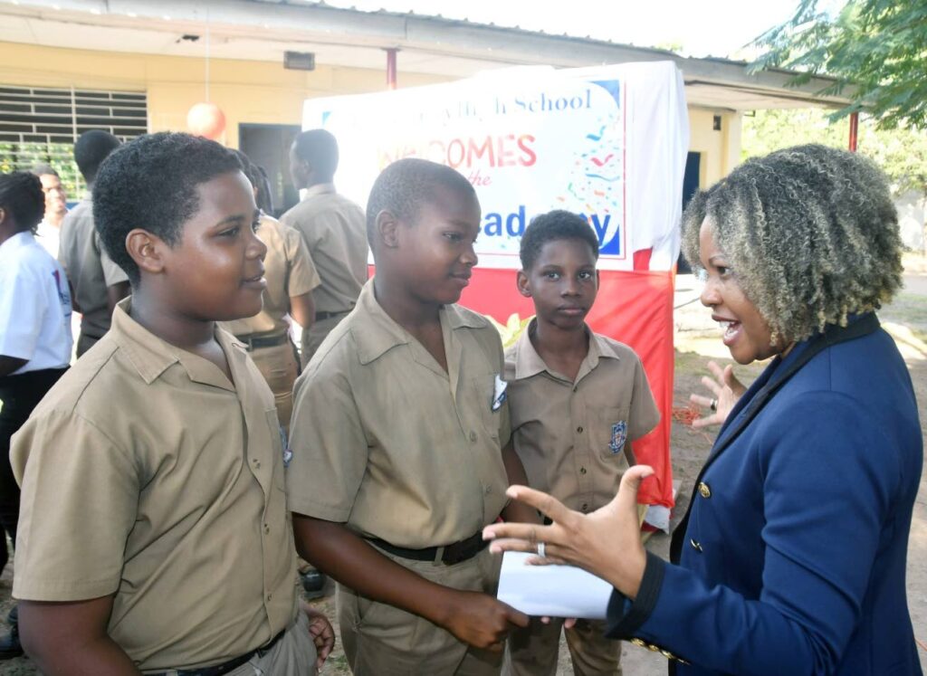 'Party Time' deejay Danny English has died - Jamaica Observer