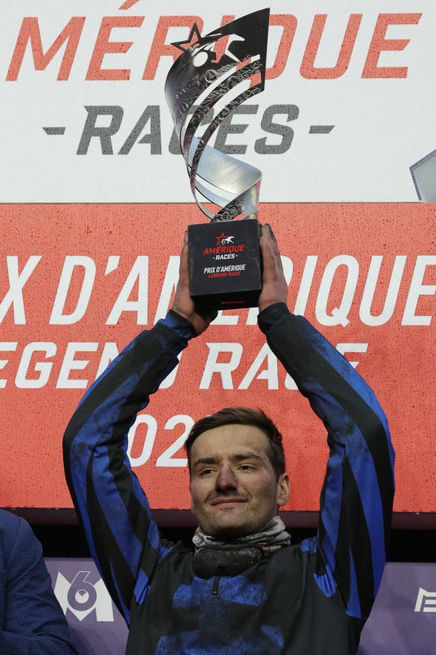 Idao de Tillard defends Grand Prix d’Amerique crown for father and son ...