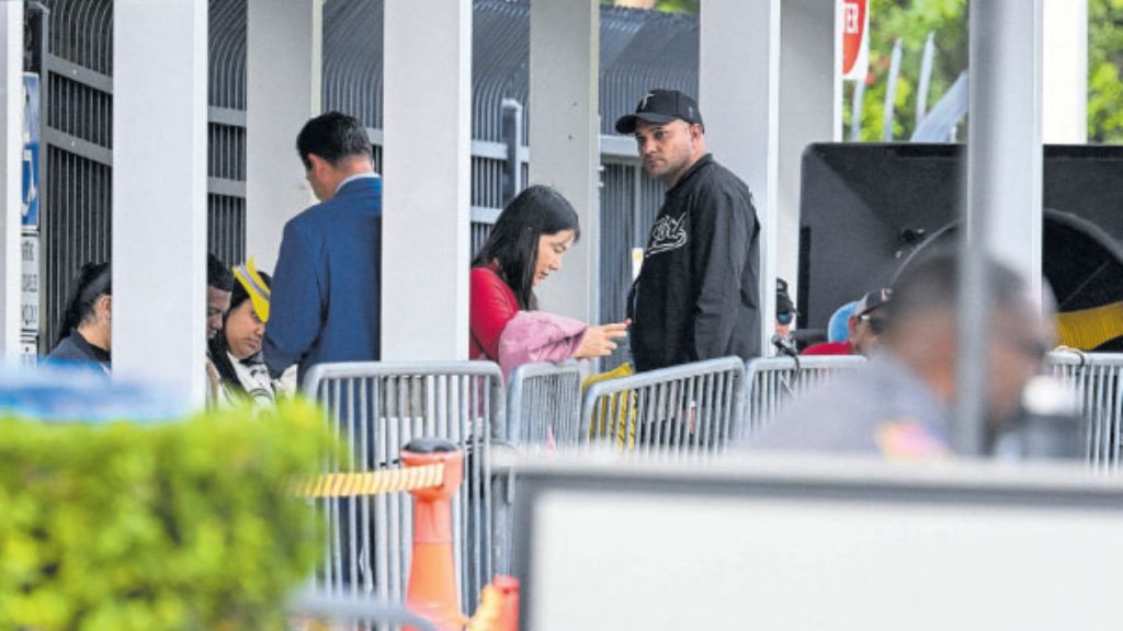 Hugh Grant named new JPS President and CEO - Jamaica Observer