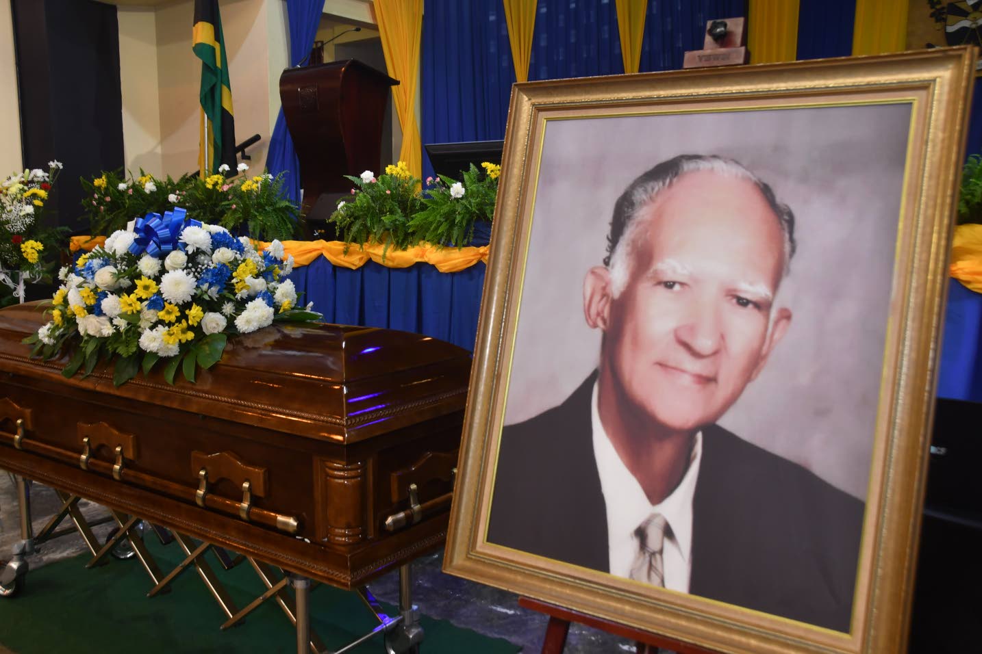 Dr Alfred Sangster remembered for pioneering spirit - Jamaica Observer