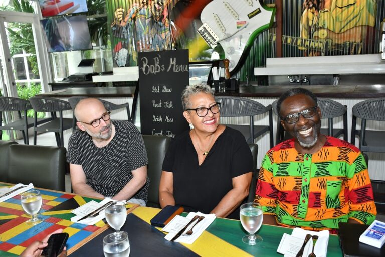 Bob Marley bust unveiled at S Hotel in Kingston - Jamaica Observer