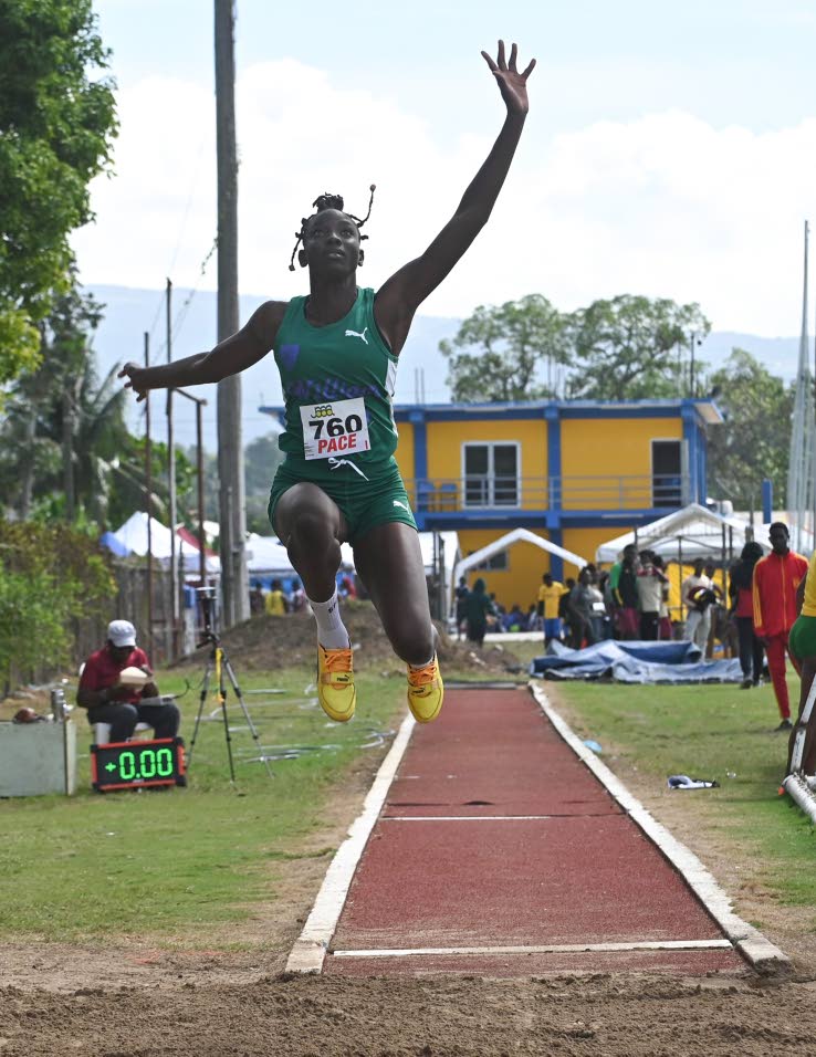 William Knibb’s Cheyenne Cooper revels in Western Champs double ...