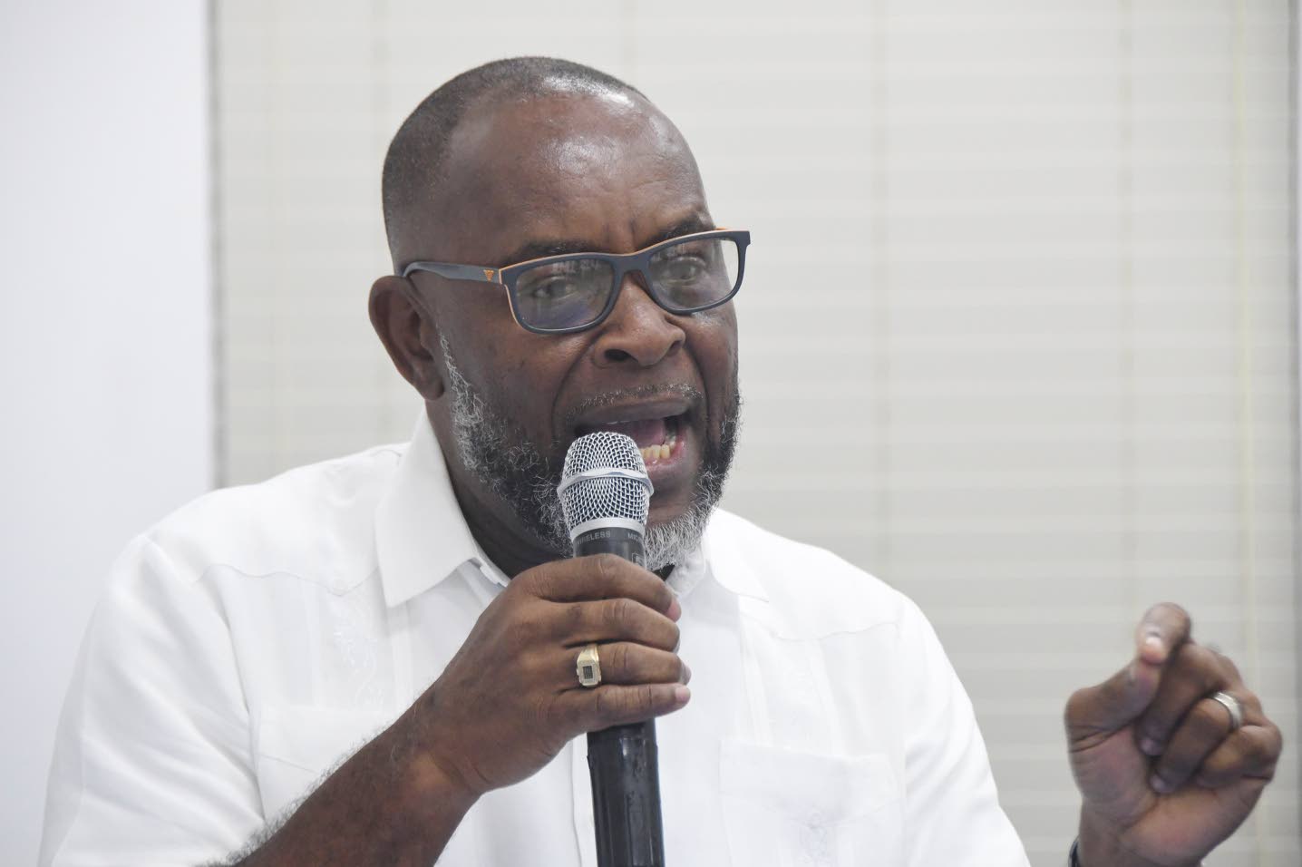 Portmore mayor could face assault charges - Jamaica Observer