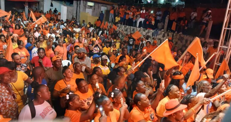 Principal of Jessie Ripoll Primary, wife killed in crash - Jamaica Observer