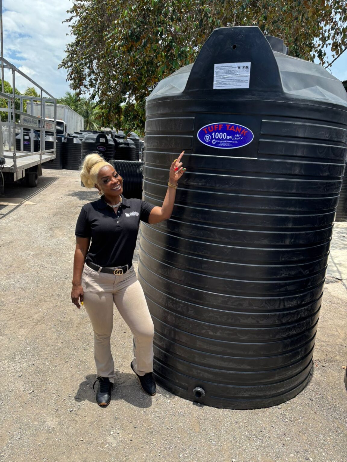 Pamputtae donates 1,000-gallon tank to children’s home - Jamaica Observer