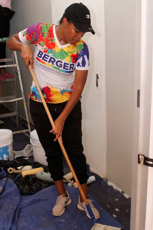 Berger Paints and friends lend a hand to key institutions - Jamaica ...