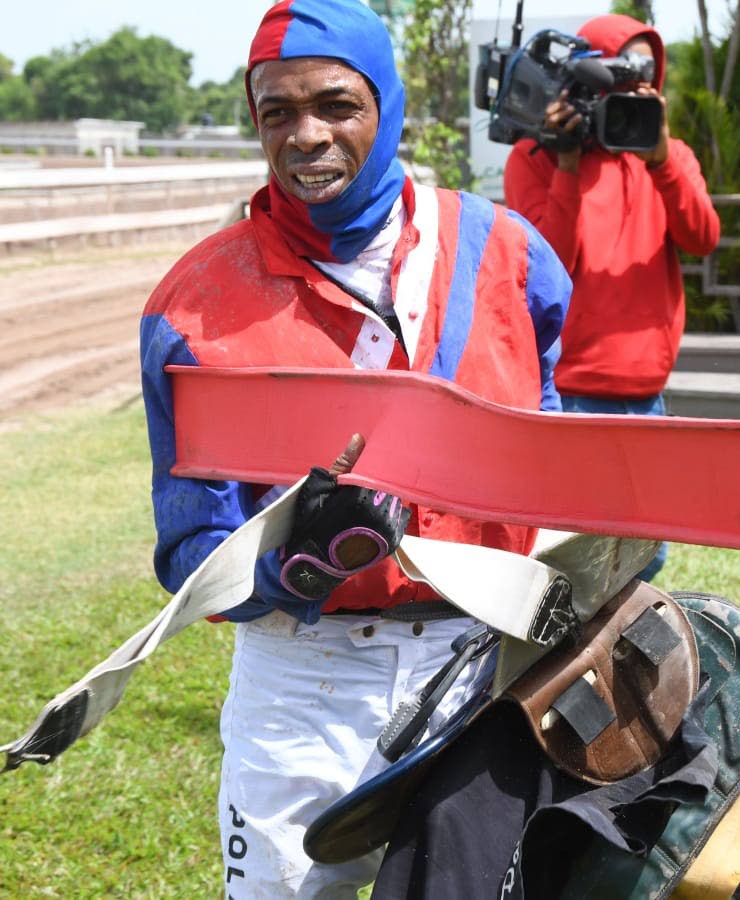 Hewitt, Bennett record victories in Canada - Jamaica Observer