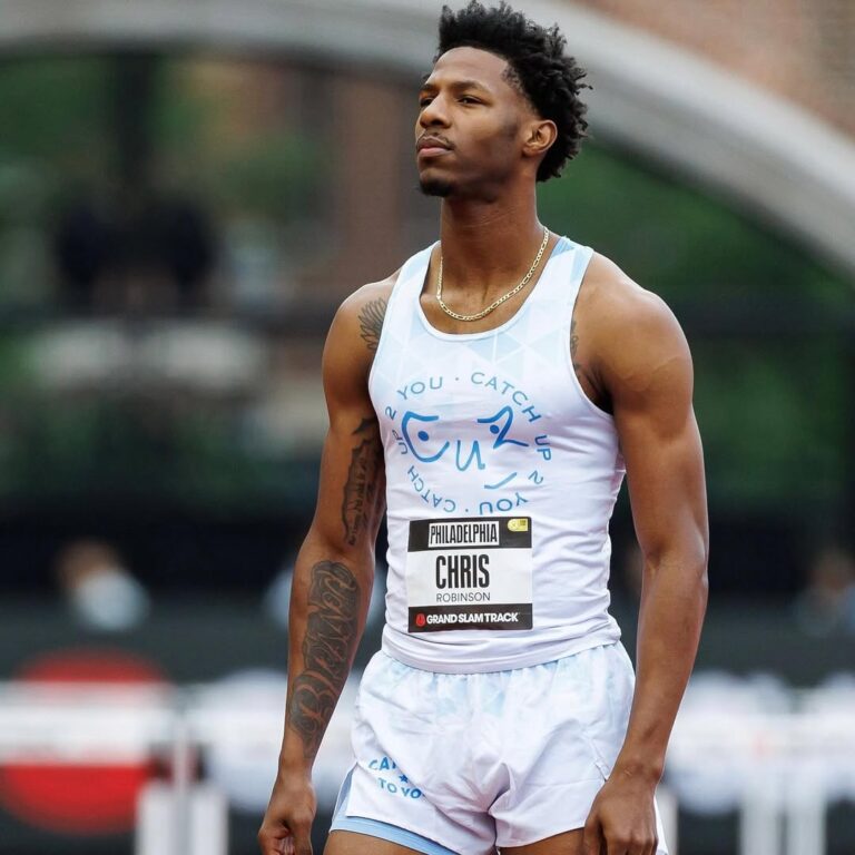 Chris Robinson overcomes wardrobe malfunction to win 400m hurdles in ...