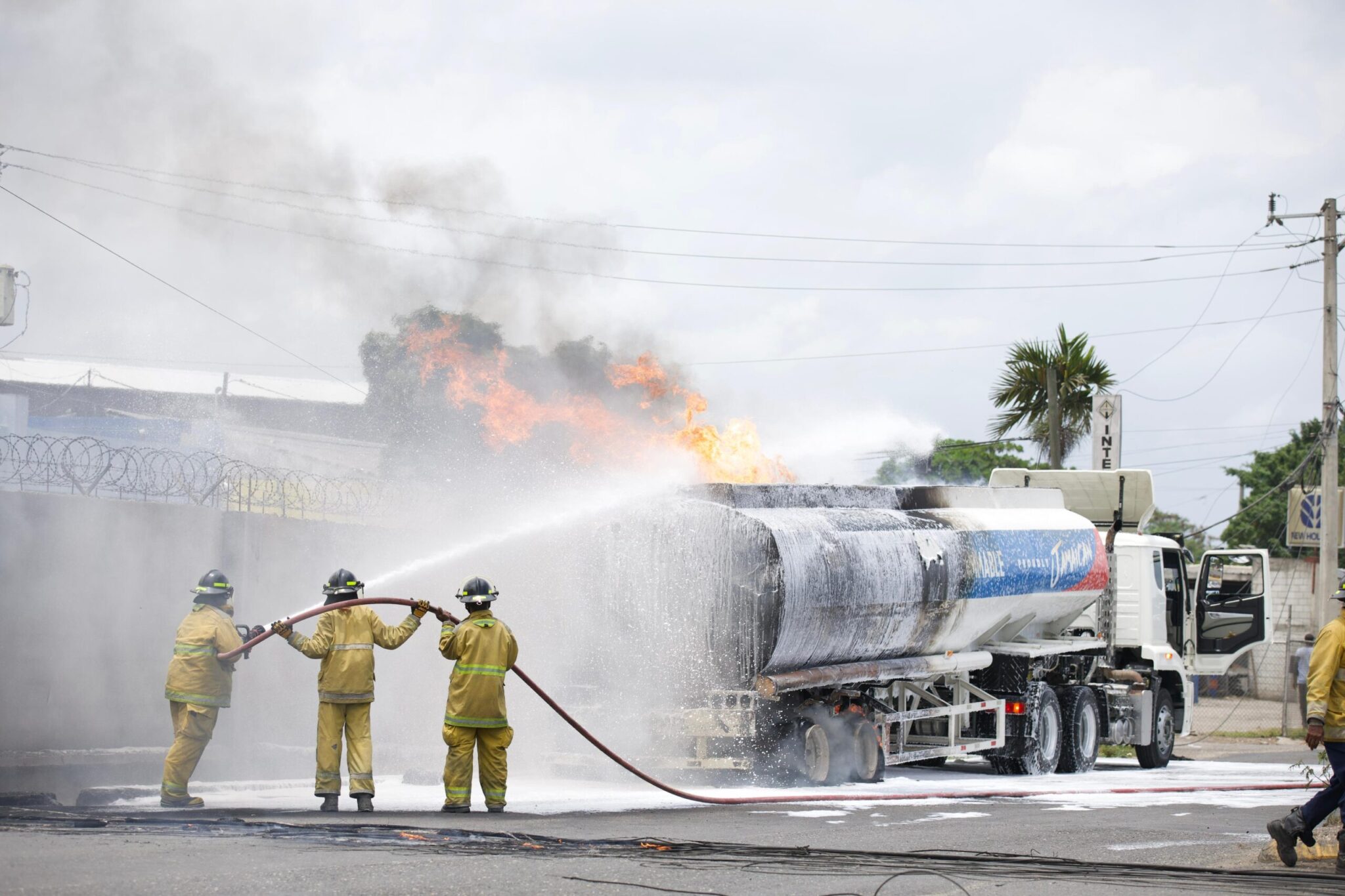 WATCH: Fesco gas truck on fire on Spanish Town Road - Jamaica Observer