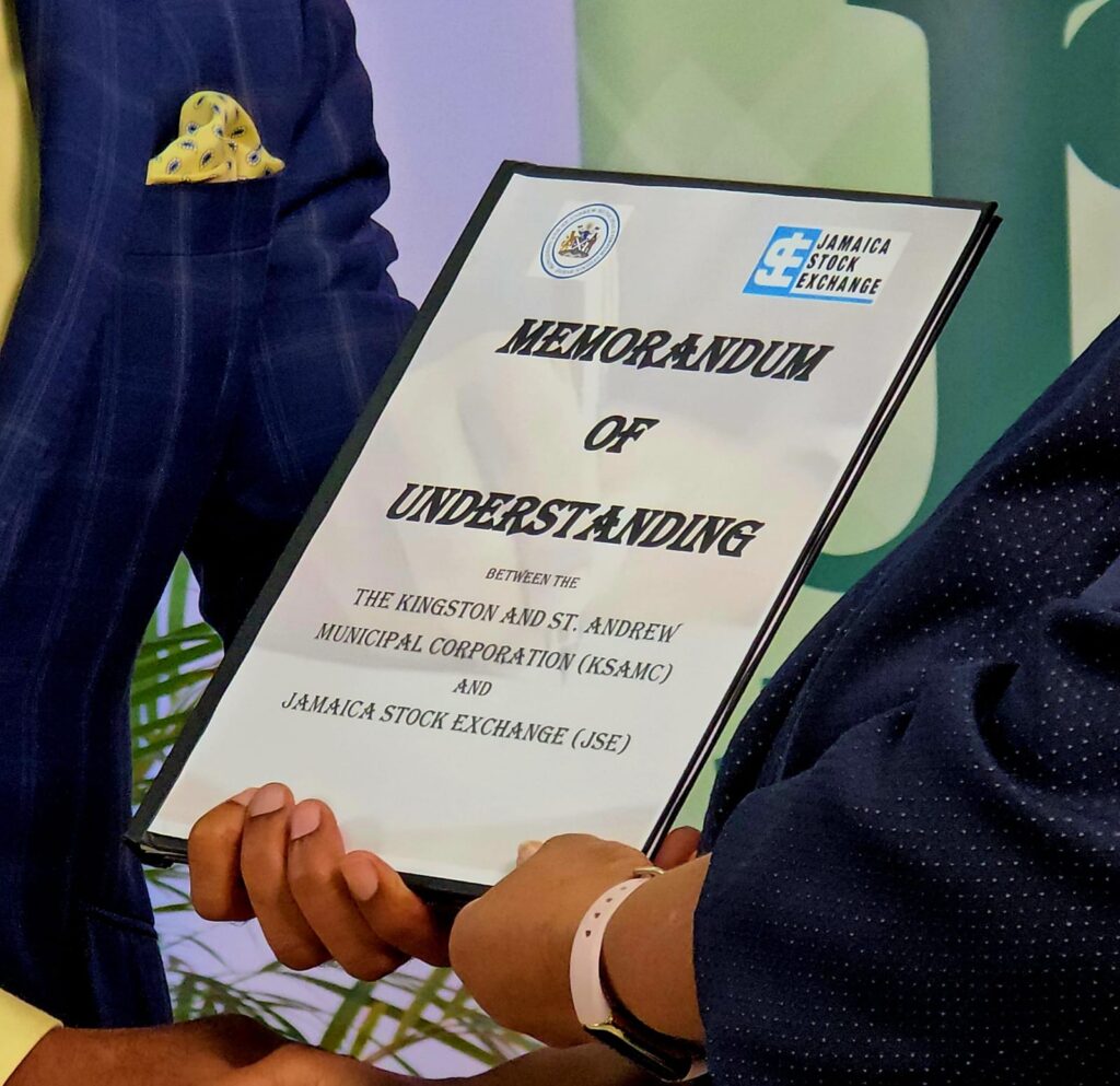 JSE, KSAMC sign MOU for use of Gold Street - Jamaica Observer