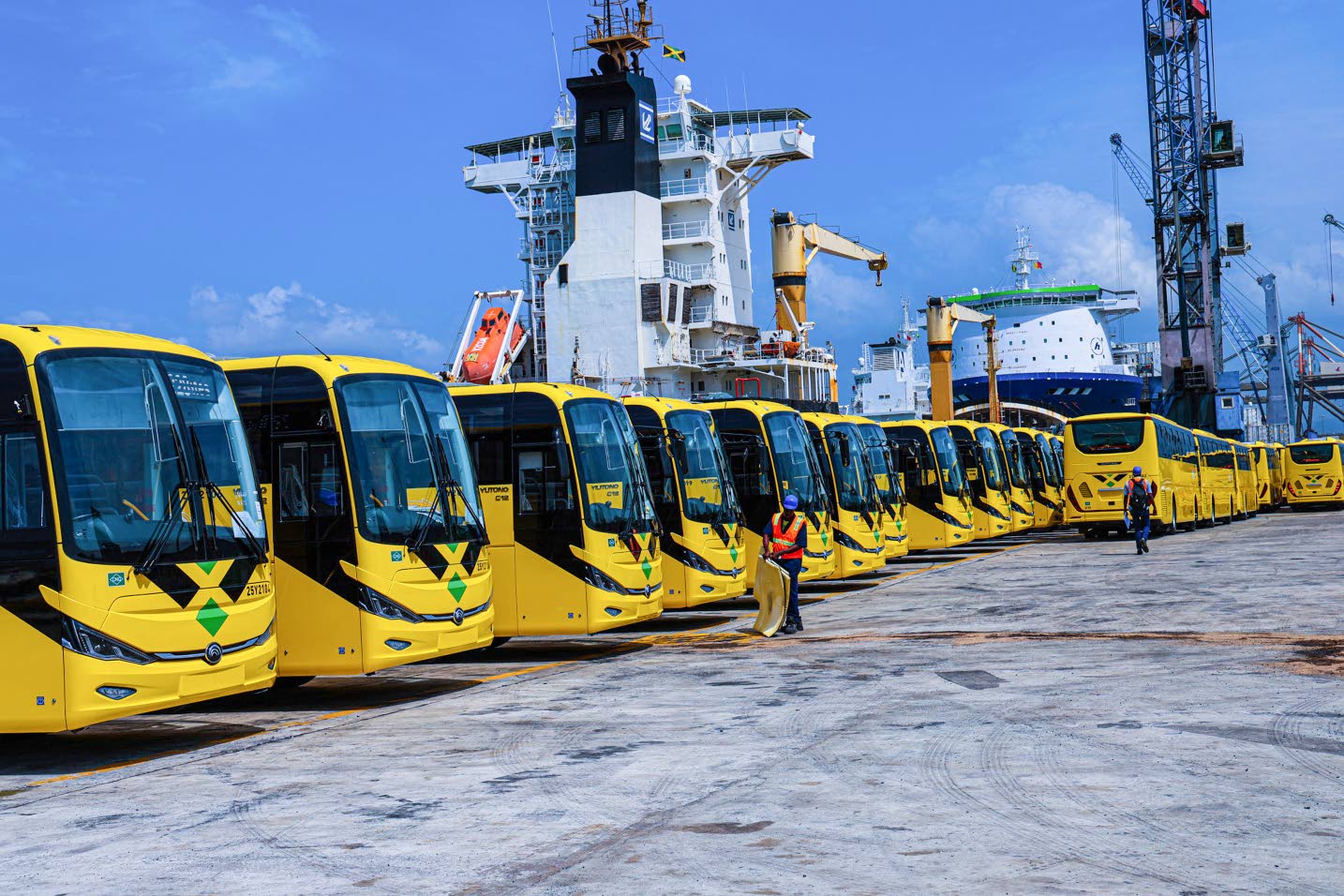 New JUTC bus damaged in stoning incident one day after being put into ...