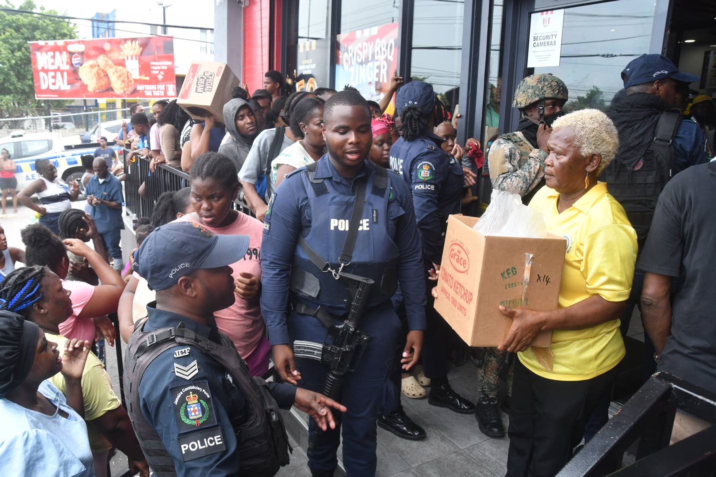 KFC CRAZE! - Jamaica Observer