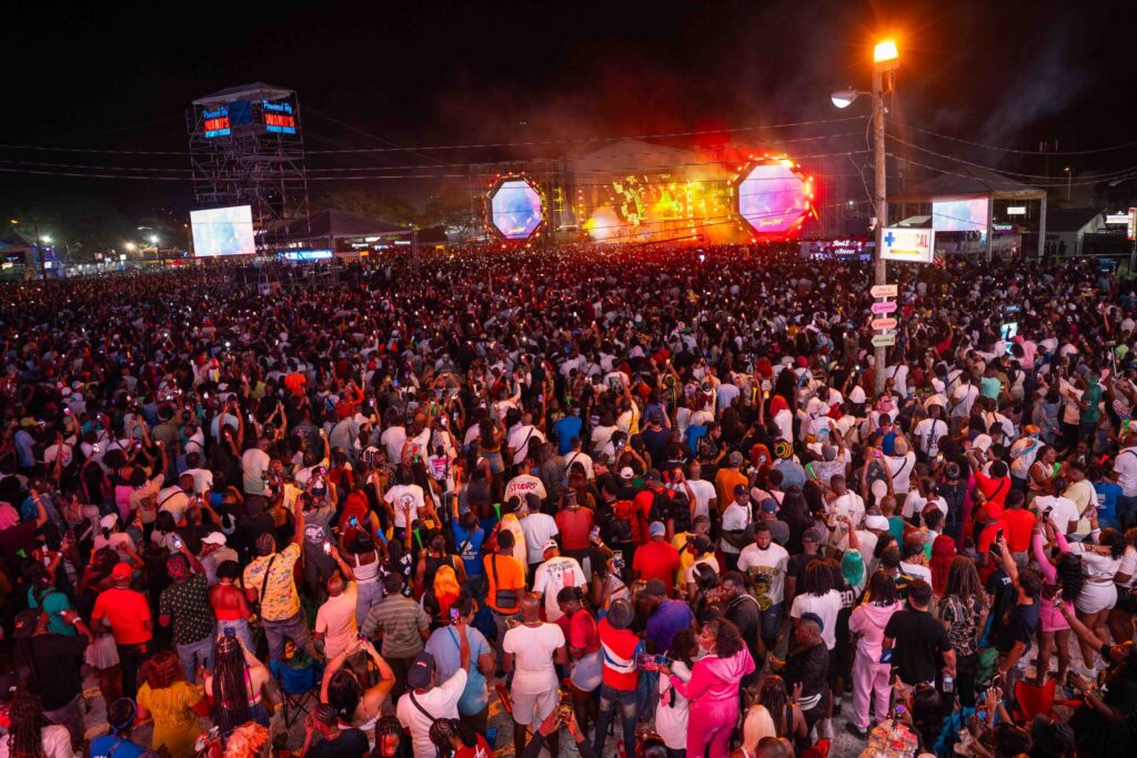 Vibes, flavour and dancehall light up Reggae Sumfest Festival Night 1 ...