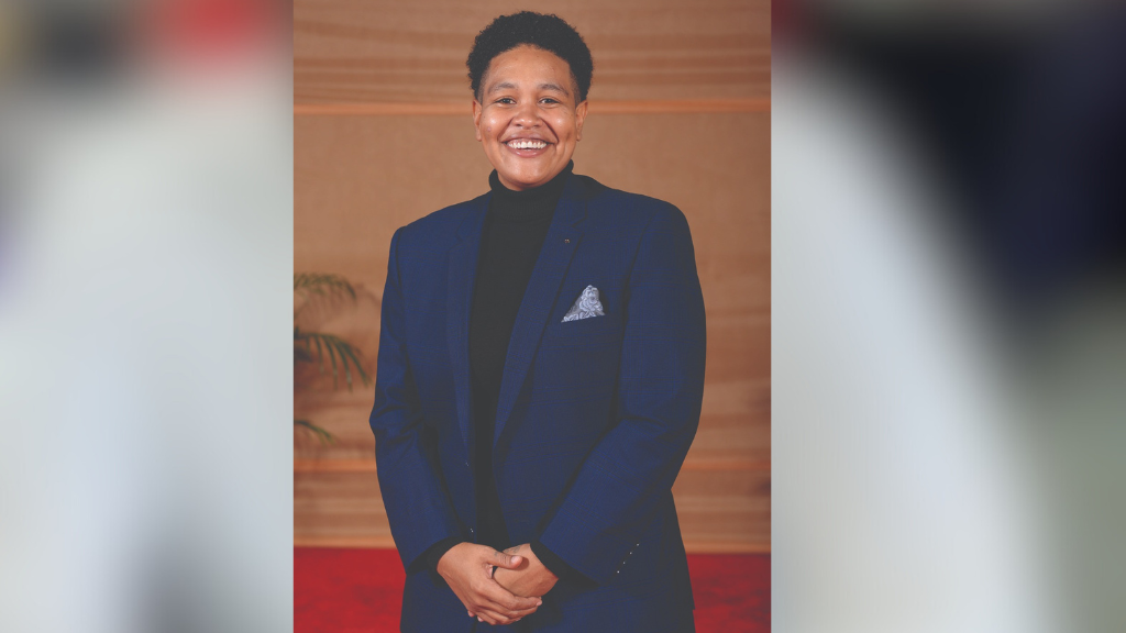 Veteran interpreter claims she is being blacklisted by Jamaica Debates ...