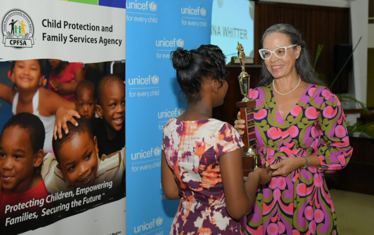 Food handlers permits to be issued for two years - Tufton - Jamaica ...