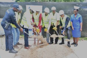 Ground broken in MoBay for nation’s first smart bus stop - Jamaica Observer