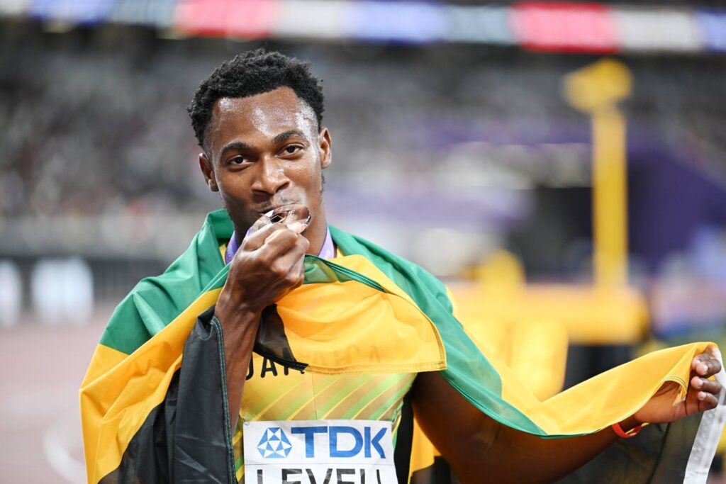 BRONZE DELIGHT! - Jamaica Observer