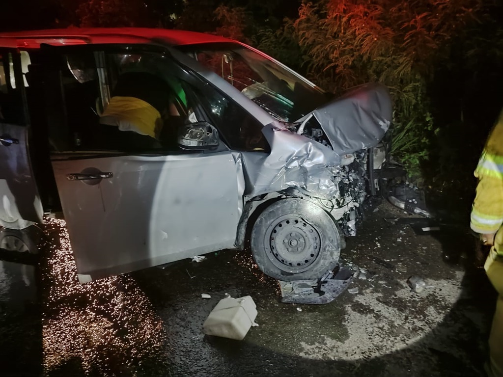 Taxi operator killed in Salt Spring crash - Jamaica Observer