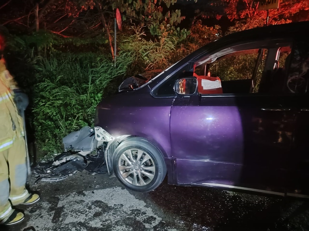 Taxi operator killed in Salt Spring crash - Jamaica Observer