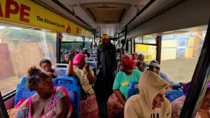 #EyeOnMelissa: Rae Town residents evacuate on eve of Hurricane Melissa ...