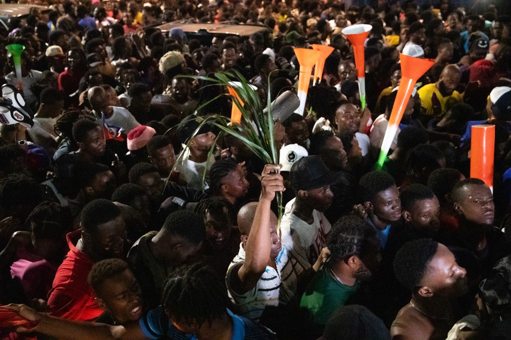 ‘450 Live’ scores big! - Jamaica Observer