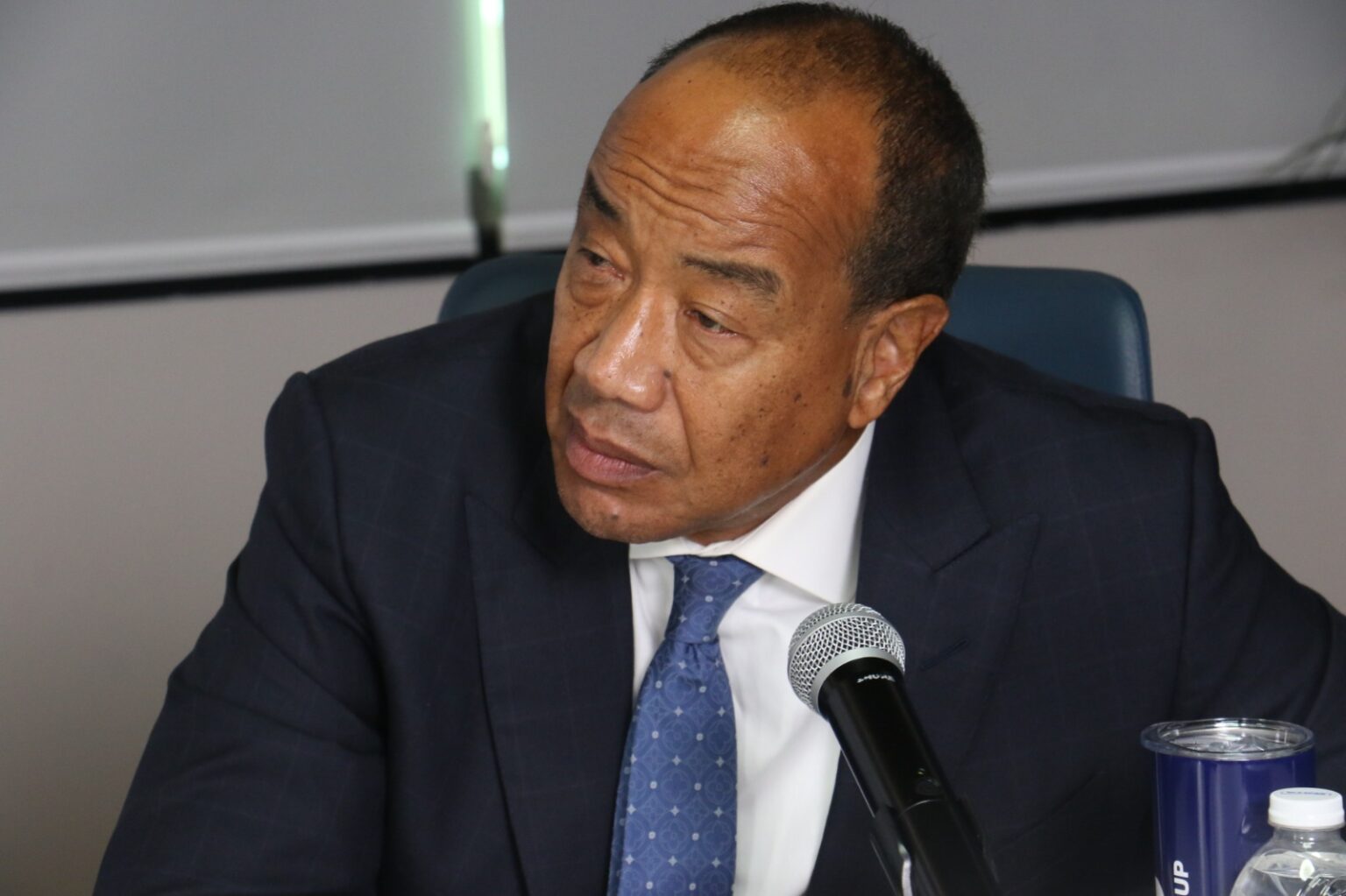 Billionaire Lee-Chin weighs sale of NCBFG stake to settle debt, shares ...