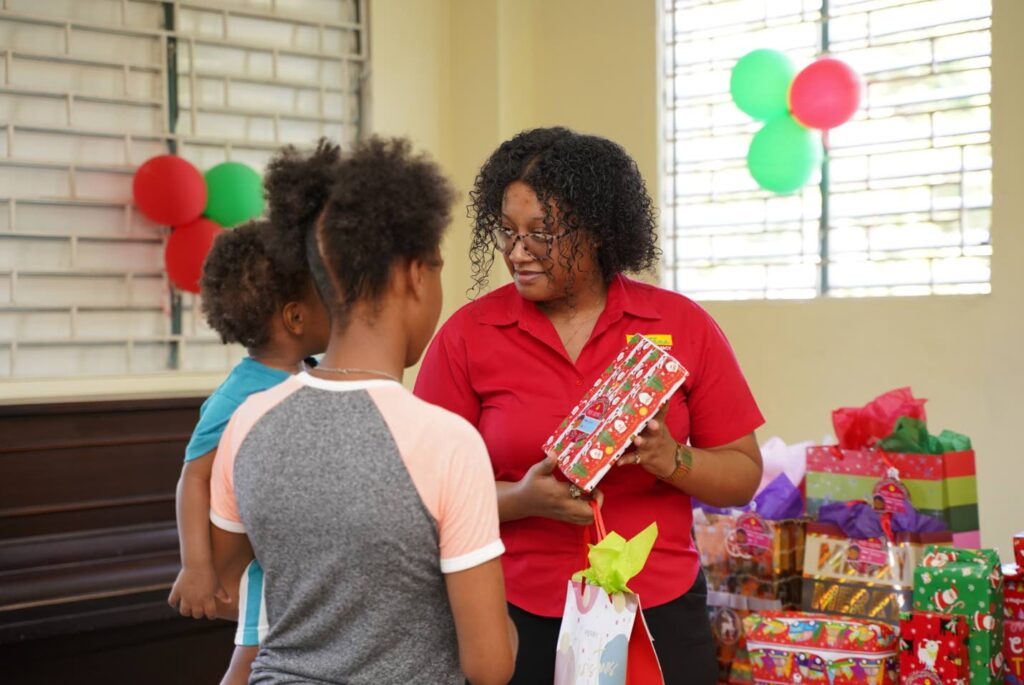 Secret Santas land at Mary’s Child - Jamaica Observer