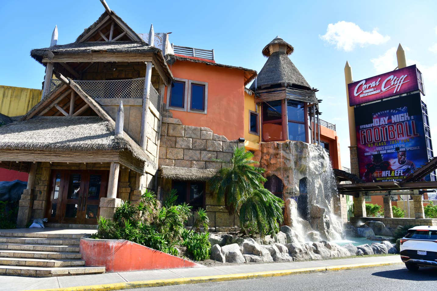Coral Cliff Sunday Brunch - Jamaica Observer