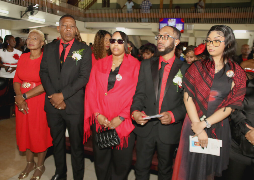 WATCH: Police federation head criticises Indecom at cop’s funeral ...