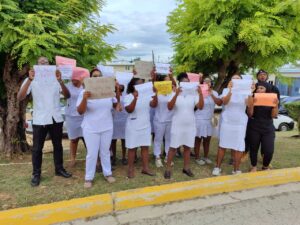 A&E staff protest conditions at Cornwall Regional Hospital - Jamaica ...