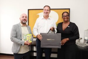 Digicel celebrates excellence at S Hotel and Sunset on the Palm ...