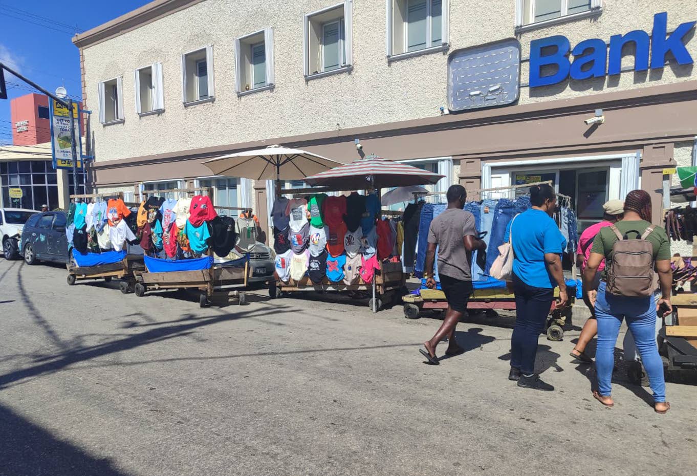 Extended grand market breathes life into Melissa-ravaged MoBay business ...