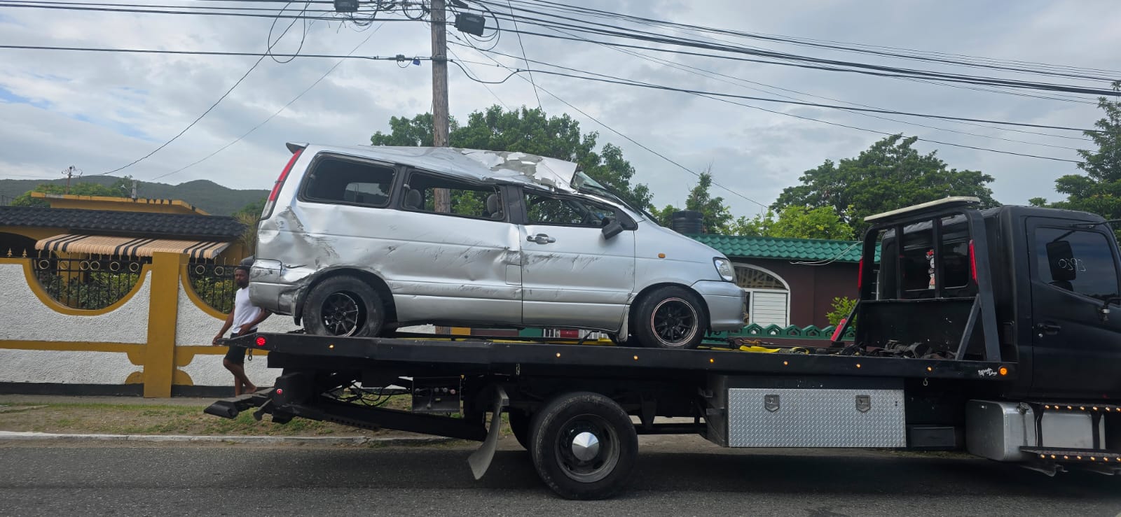 Children among 5 injured in multi-vehicle crash in Portmore - Jamaica ...