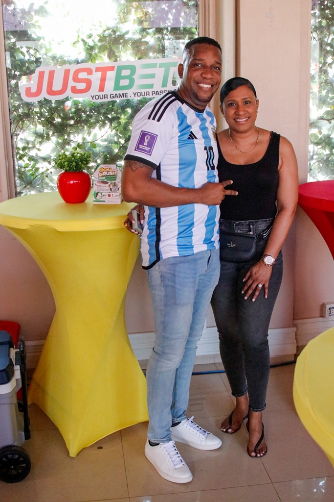 Football fans take over Summit for Carabao Cup watch party and JustBet ...