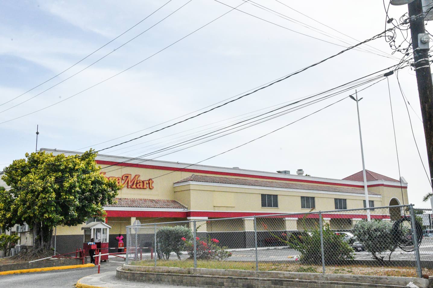 MegaMart Portmore closing - Jamaica Observer