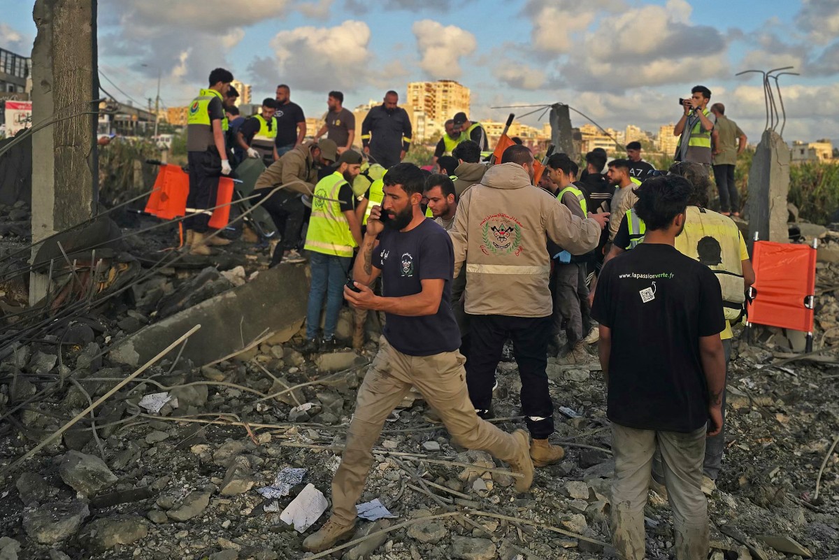 Israel strikes south Lebanon day after ceasefire extension - Jamaica ...