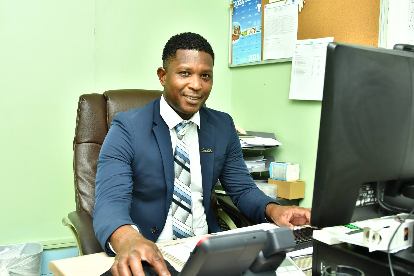 Wayne Bolt a tourism success story - Jamaica Observer