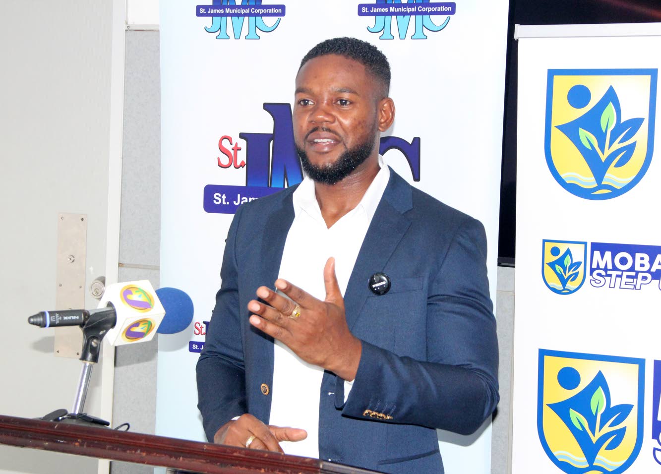 Vernon looks to Berlin - Jamaica Observer