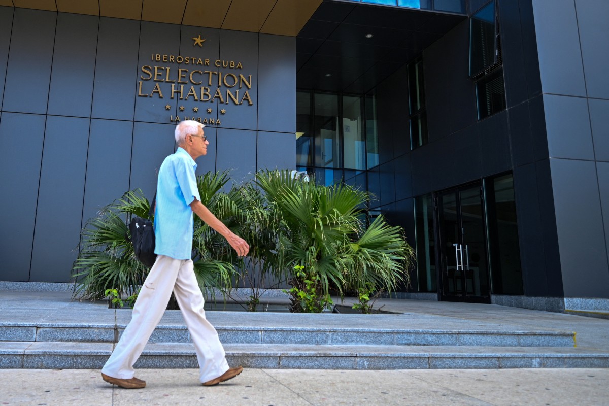 Foreign companies take flight from US-sanctioned Cuba - Jamaica Observer
